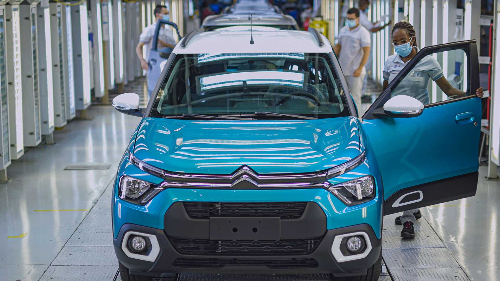 Novo Citroën C3 começa a ser fabricado no Brasil