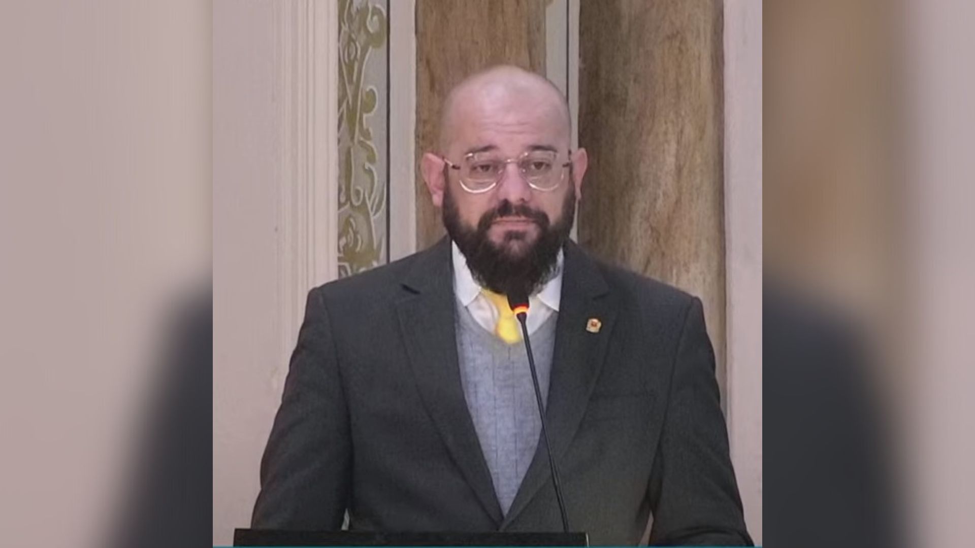Eder Borges reassume cadeira na Câmara de Curitiba Eder Borges reassume cadeira na Câmara de Curitiba