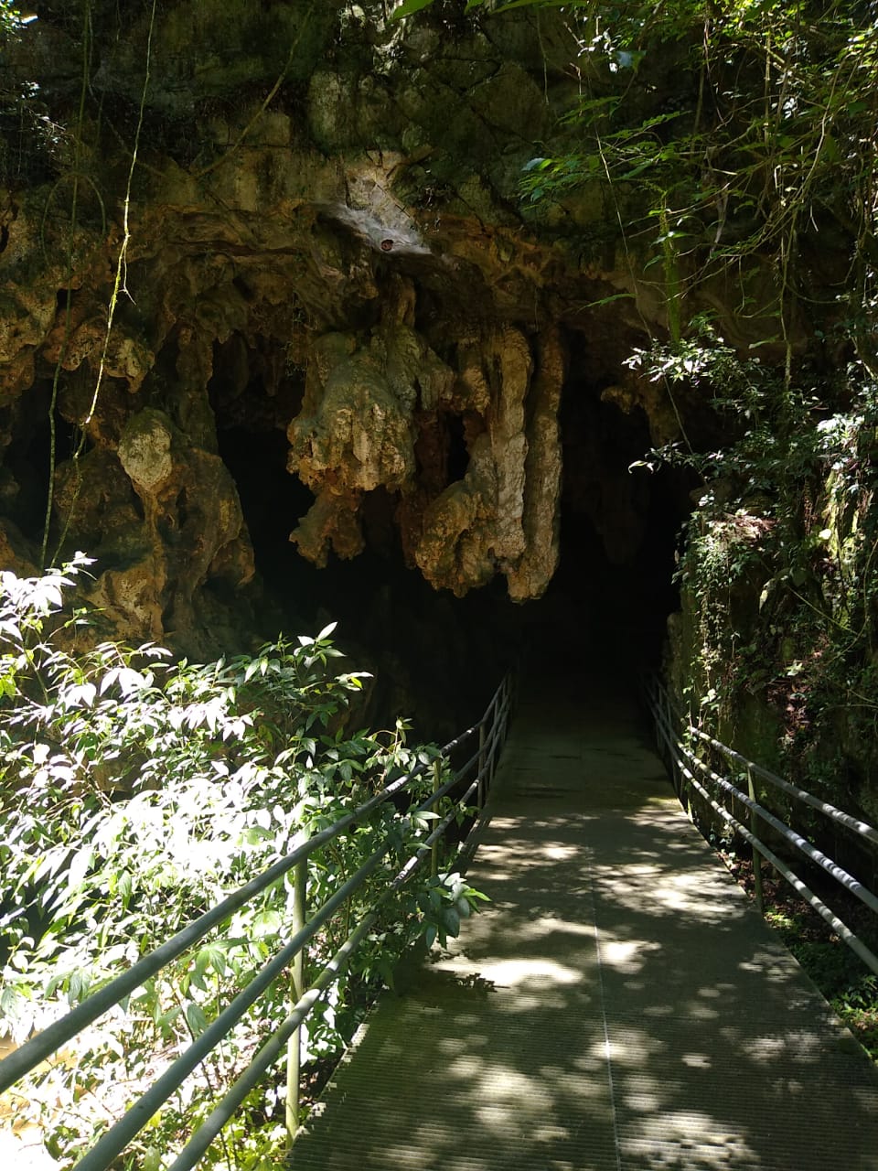 Gruta de Bacaetava é reaberta para visitação