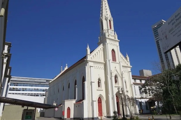 Quatro dos cardeais brasileiros no Conclave viveram em Curitiba
